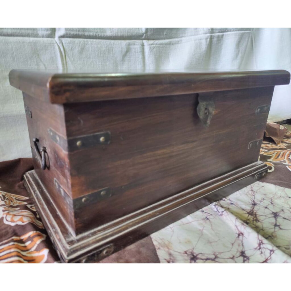 Small Trunk Box-SoUnique.PK