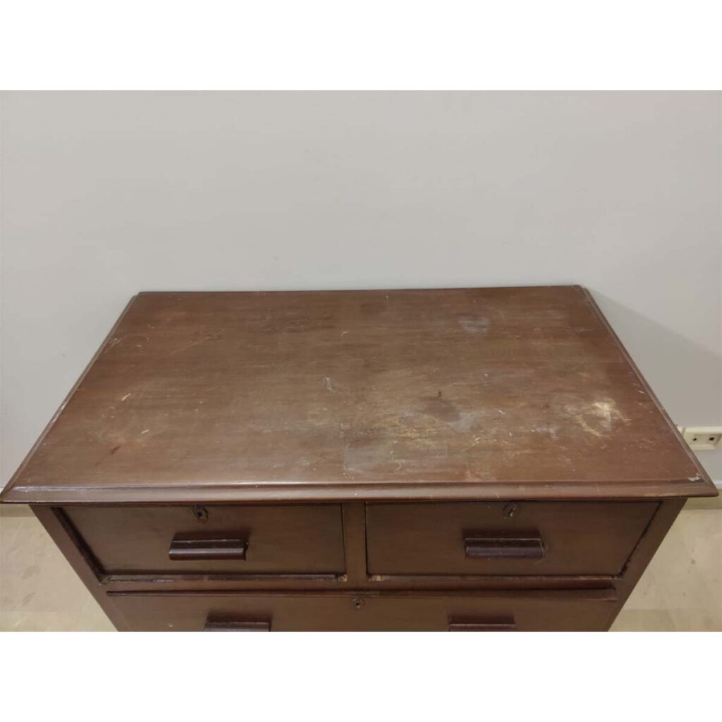 Vintage Chester Table-SoUnique.PK